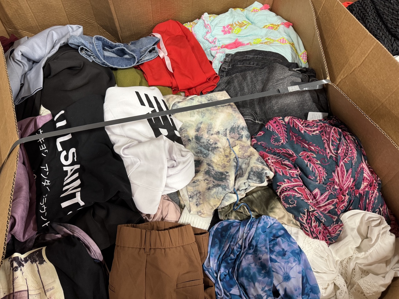 LUXURY Retailer APPAREL Pallet