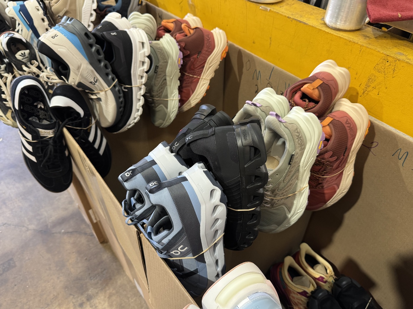 ATHLETIC SHOES Export Pallet